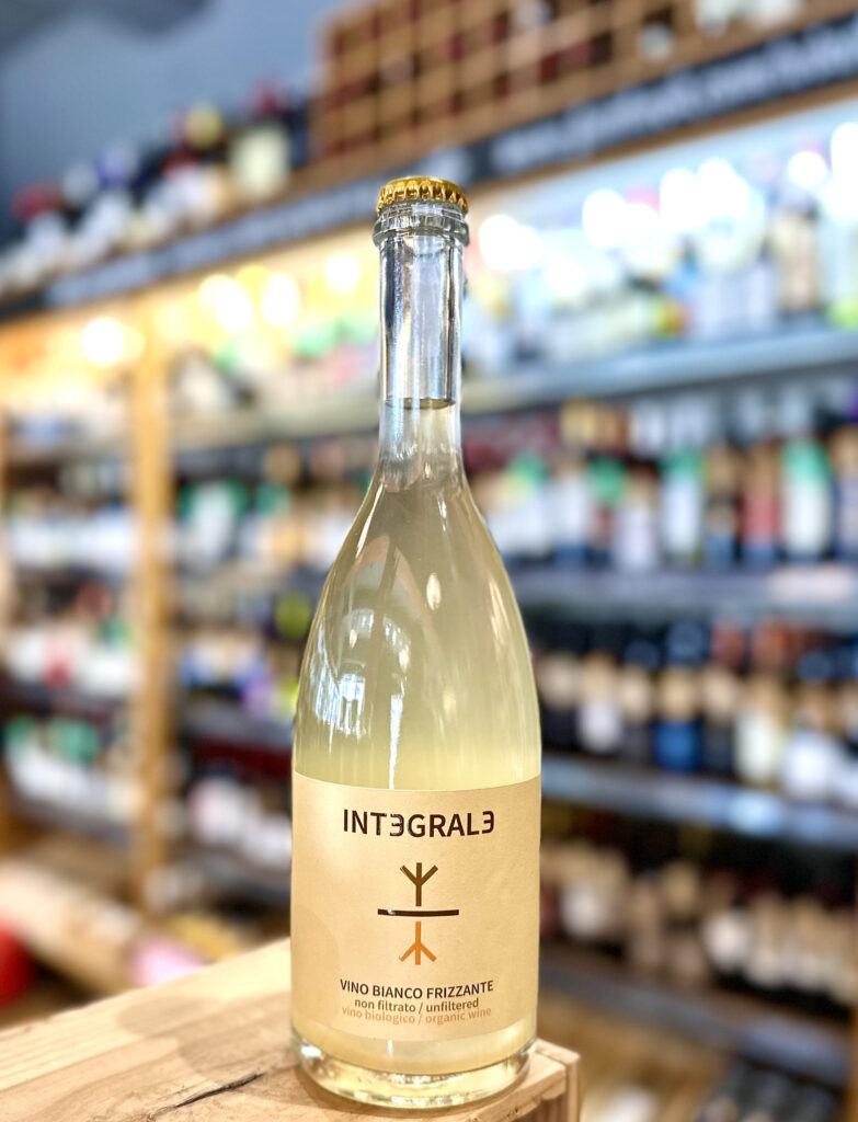 Buy Integrale Bianco Frizzante • £16.99 | Wine Barrel Online